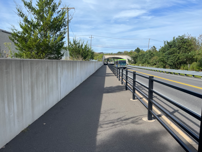 CTfastrak Multi-Use Trail - Connecticut Trail Finder