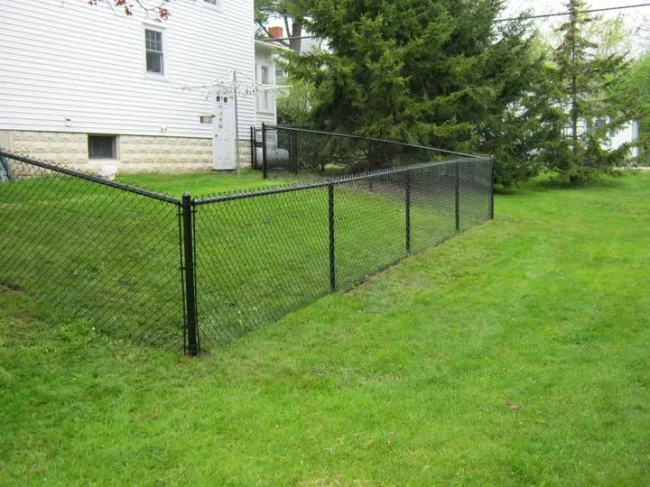 Chain Link Fences (Residential)
