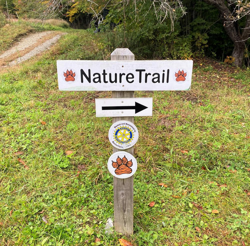 Flood Brook School Trails - Trail Finder